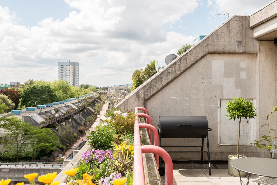 Rowley Way VII, London NW8 | The Modern House