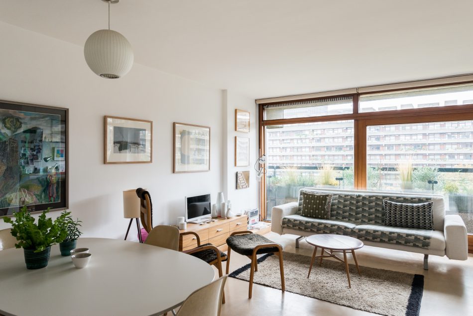 For Sale: Defoe House, Barbican, London EC2 | The Modern House
