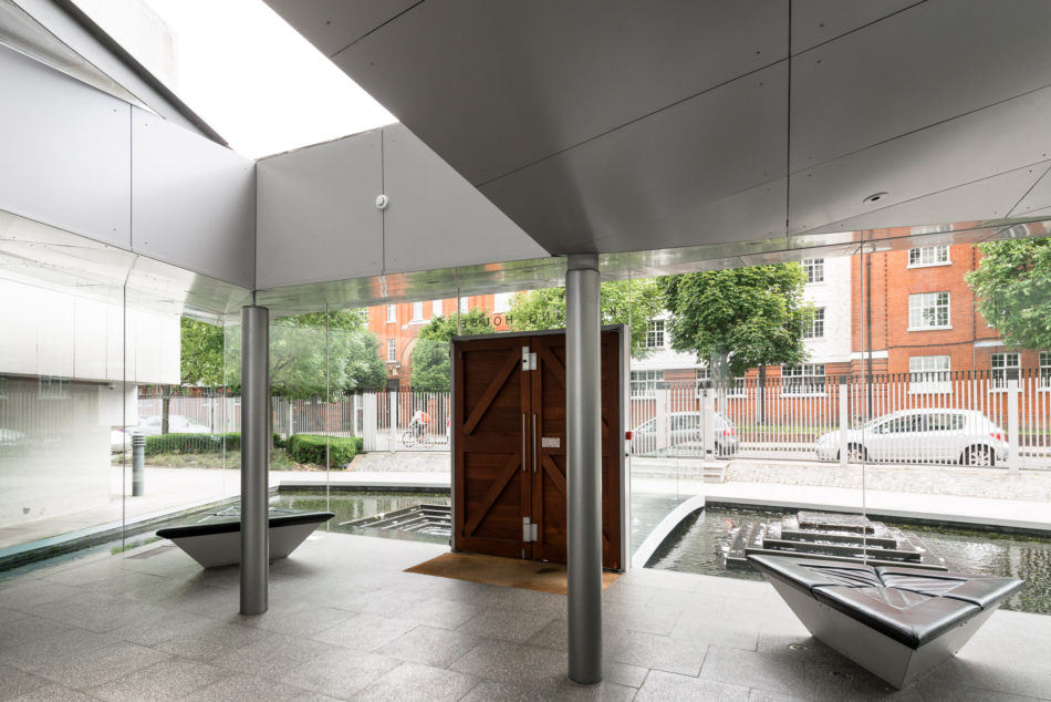 Keeling House III, London E2 | The Modern House