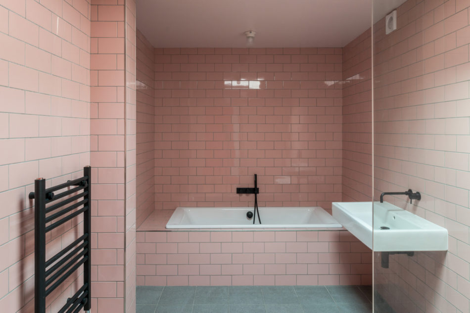 For Sale: Pentney Lakes, King's Lynn, Norfolk | The Modern House