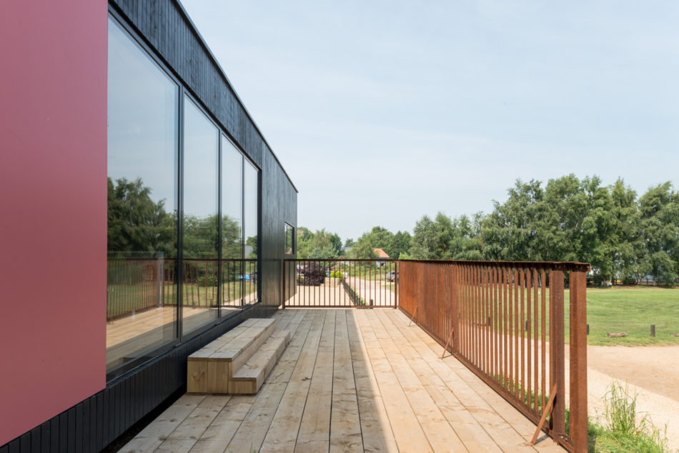 For Sale: Pentney Lakes, King's Lynn, Norfolk | The Modern House