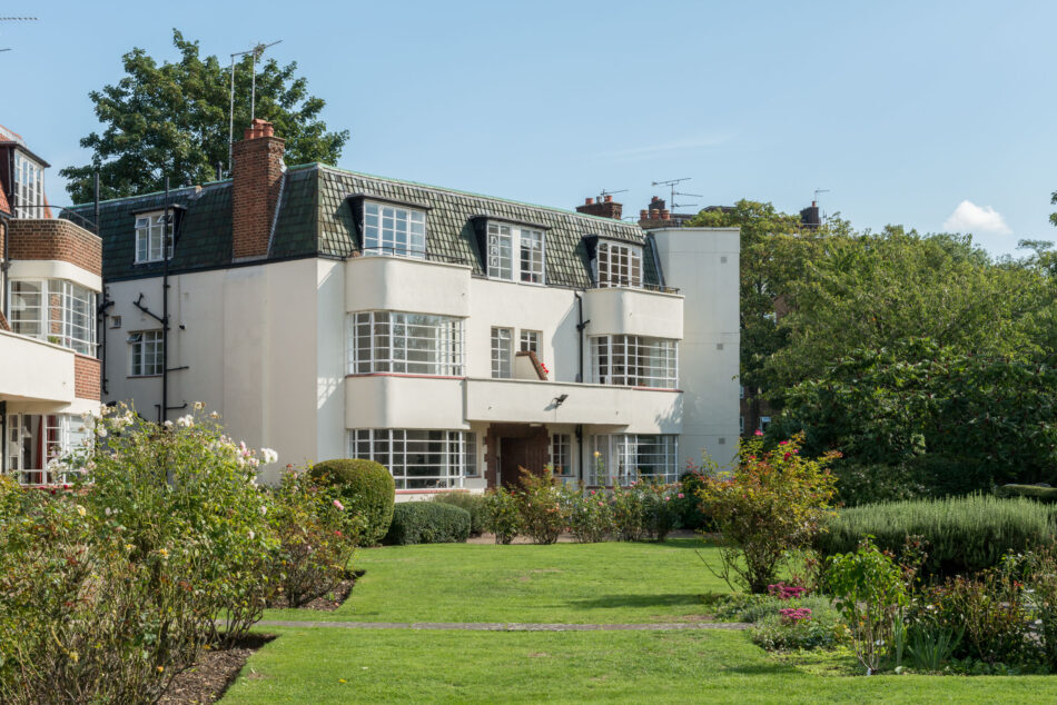 Clissold Court II Greenway Court, London N4 | The Modern House