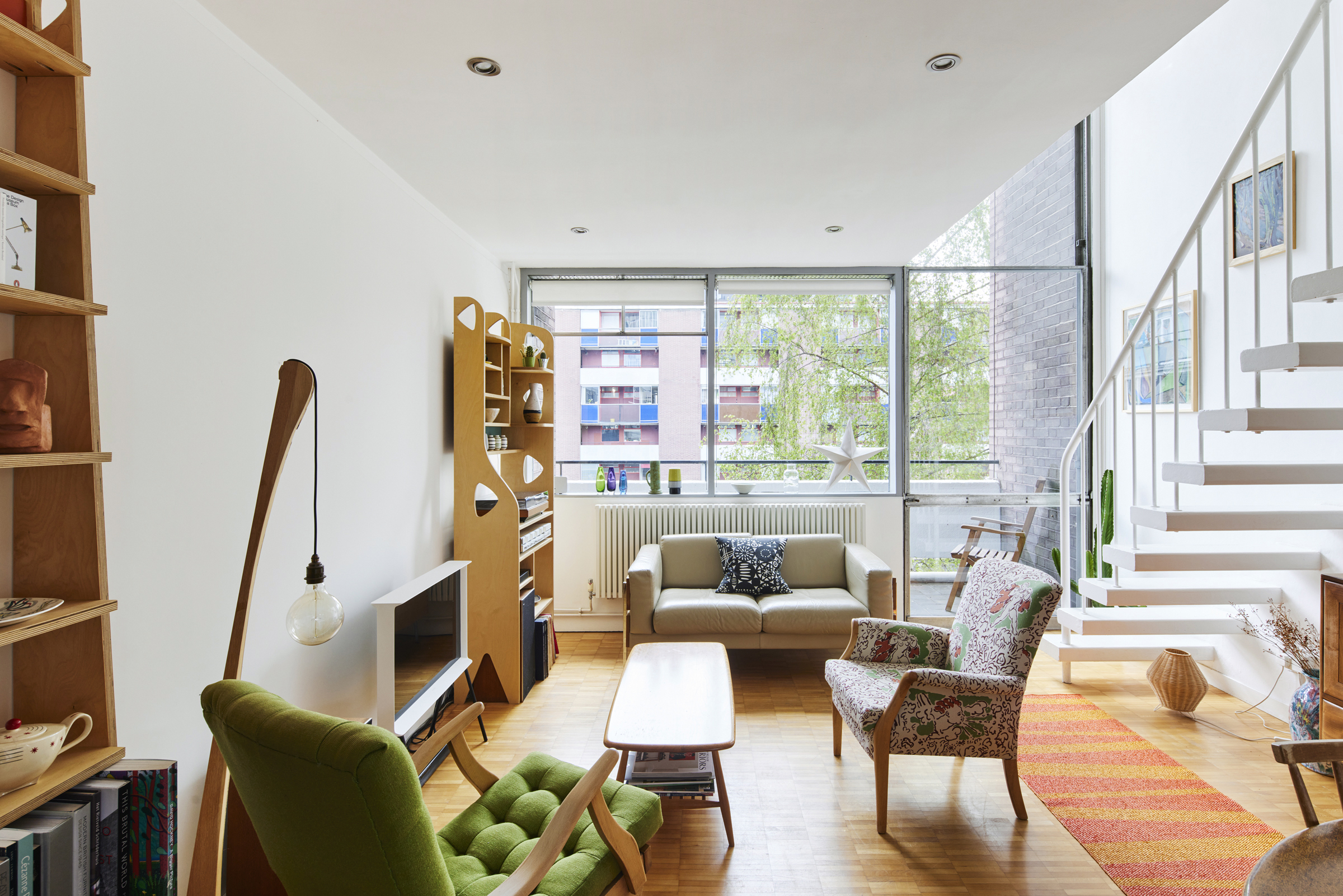 Sold: Bayer House II, Golden Lane Estate, London EC1