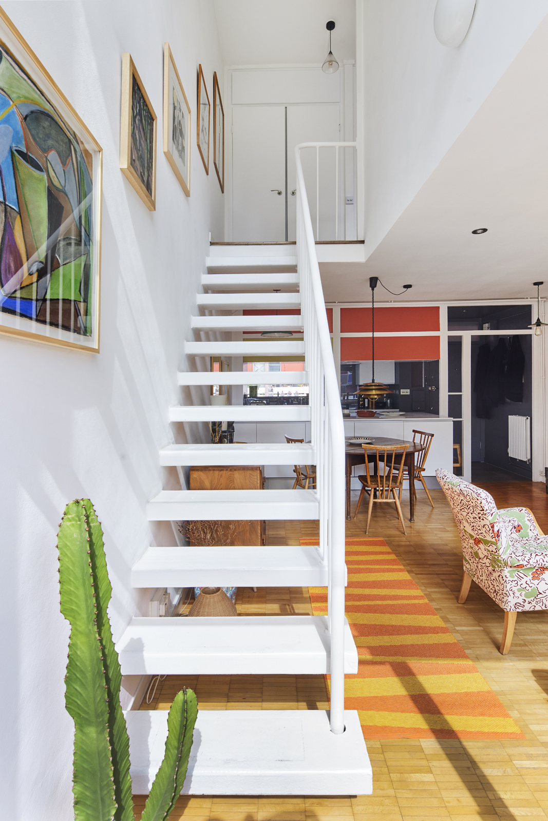 For Sale: Bayer House II, Golden Lane Estate, London EC1 | The Modern House