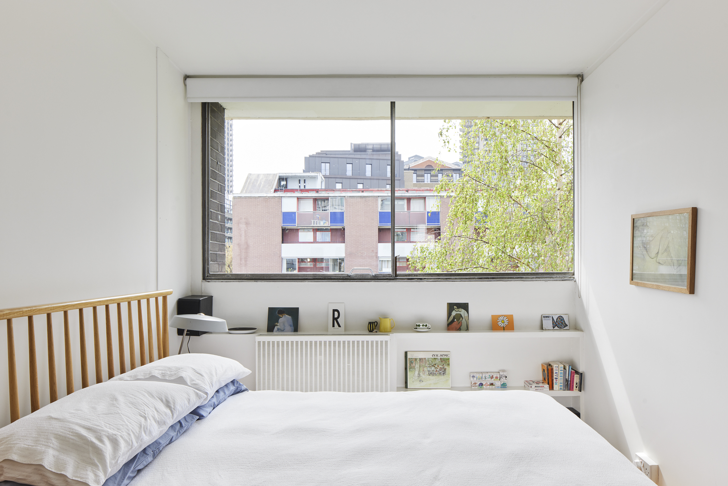 For Sale: Bayer House II, Golden Lane Estate, London EC1 | The Modern House