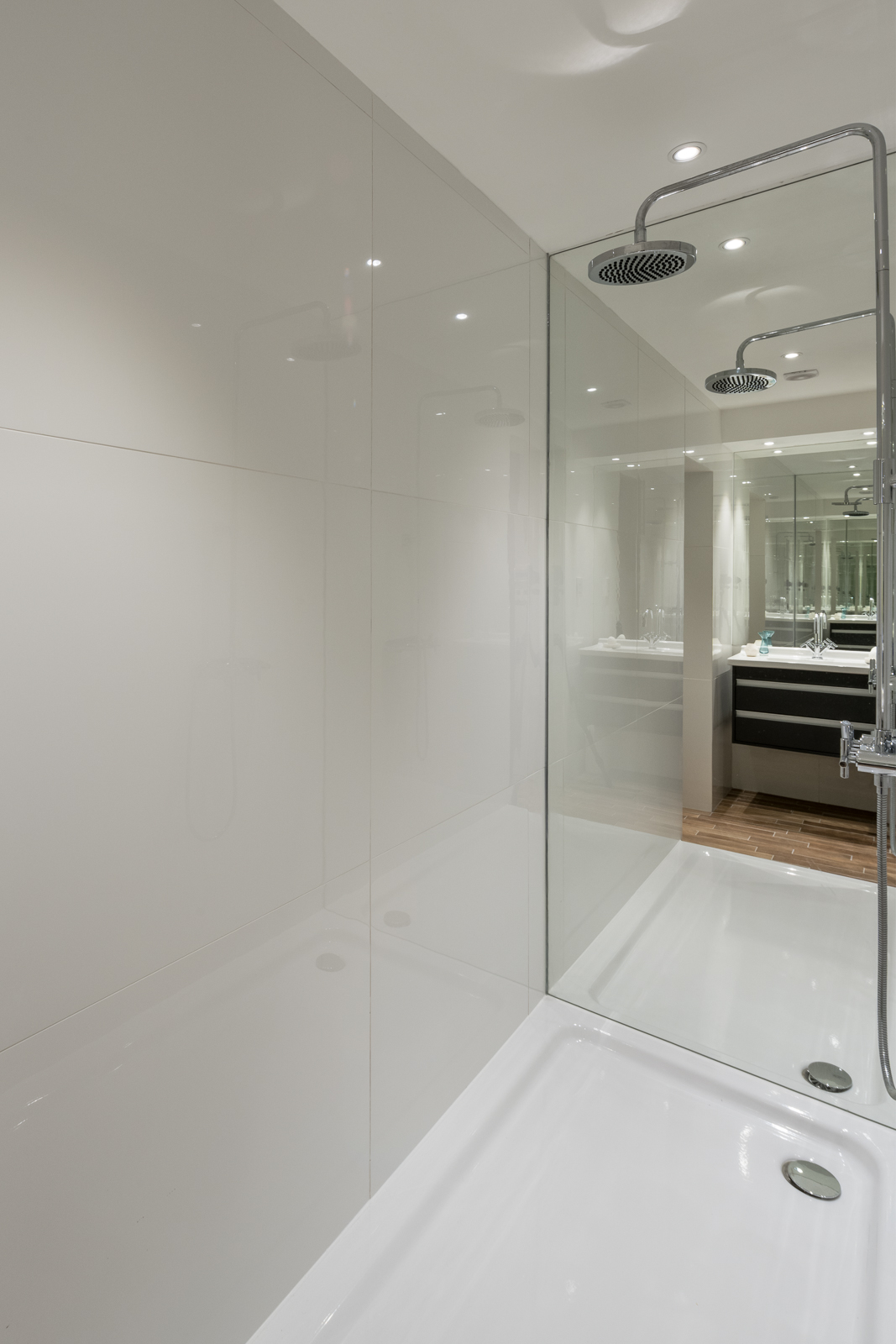 For Sale: Albert Bridge Road, London SW11 | The Modern House