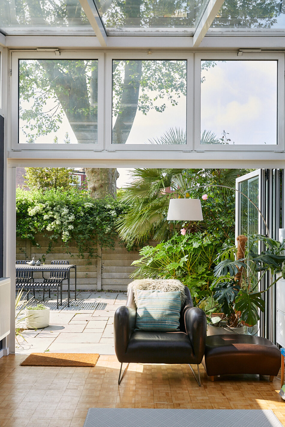 For Sale: Fieldend, London TW1 | The Modern House