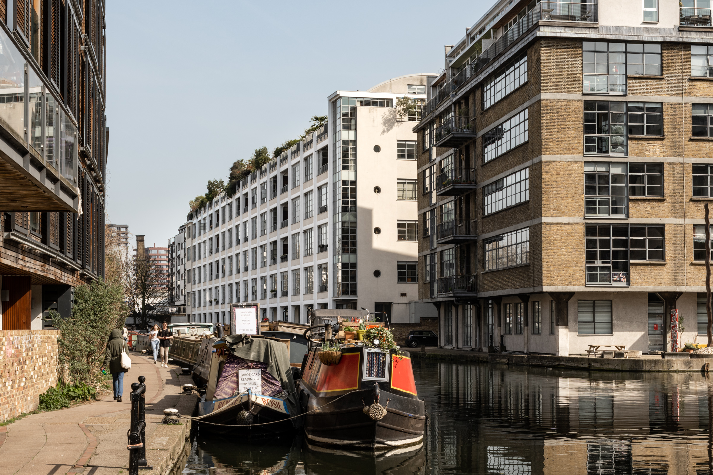 Sold: Canal Building V, Shepherdess Walk, London N1