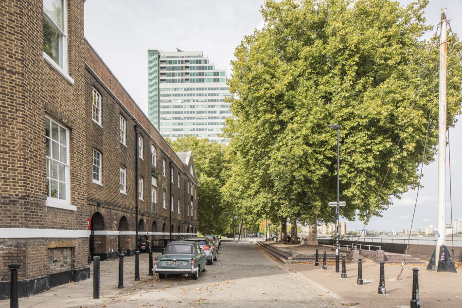 For Sale: Foreshore, London SE8 | The Modern House