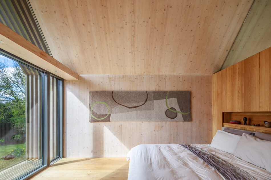 For Sale: Nash Road, Great Horwood, Buckinghamshire | The Modern House