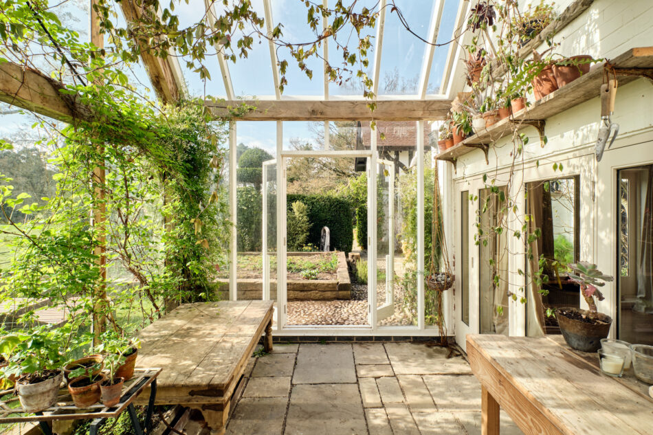 For Sale: Norcliffe Hall Drive, Styal, Cheshire | The Modern House