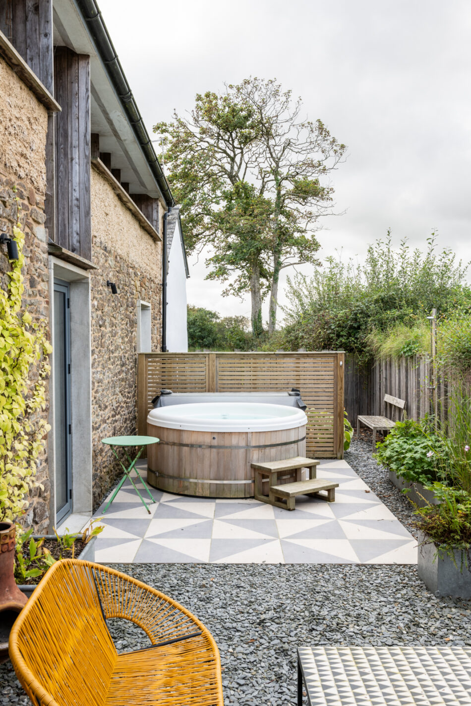 For Sale: Tamar Barns, Pancrasweek, Devon | The Modern House