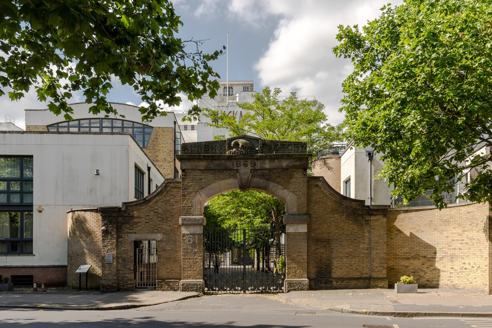 For Sale: Alaska Buildings II, Grange Road, London SE1 | The Modern House