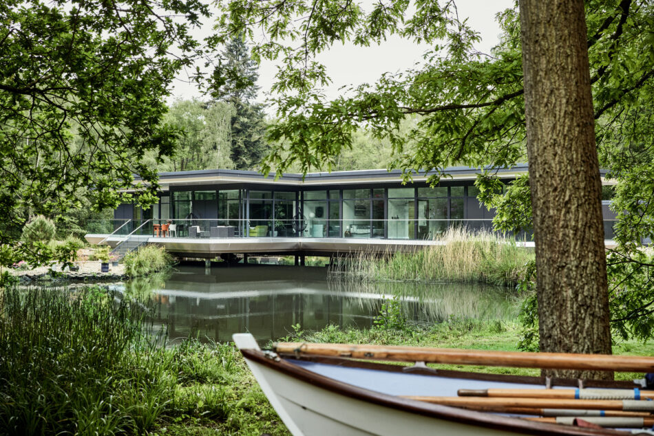 For Sale: Bridge House, Bursledon, Hampshire | The Modern House